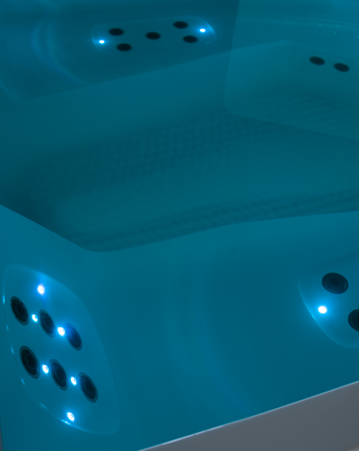 Treesse: Bathtubs, Whirlpools, Mini Pools and Saunas